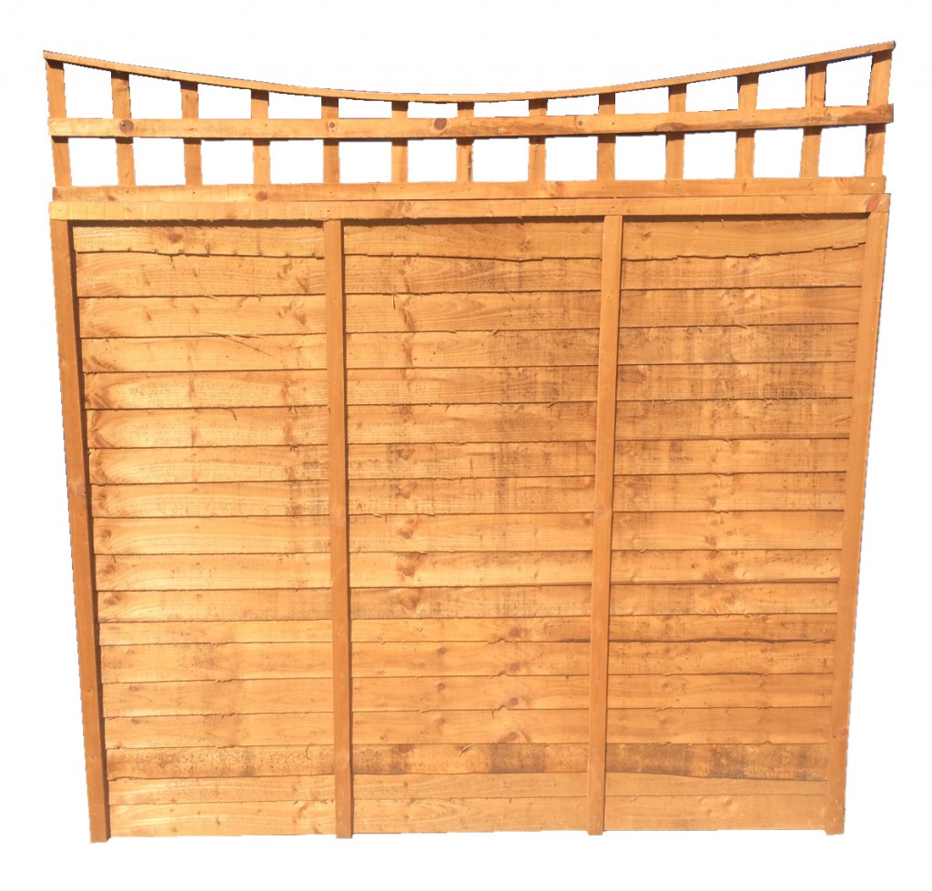Scooped Waney Trellis - Mersey Fencing Ltd