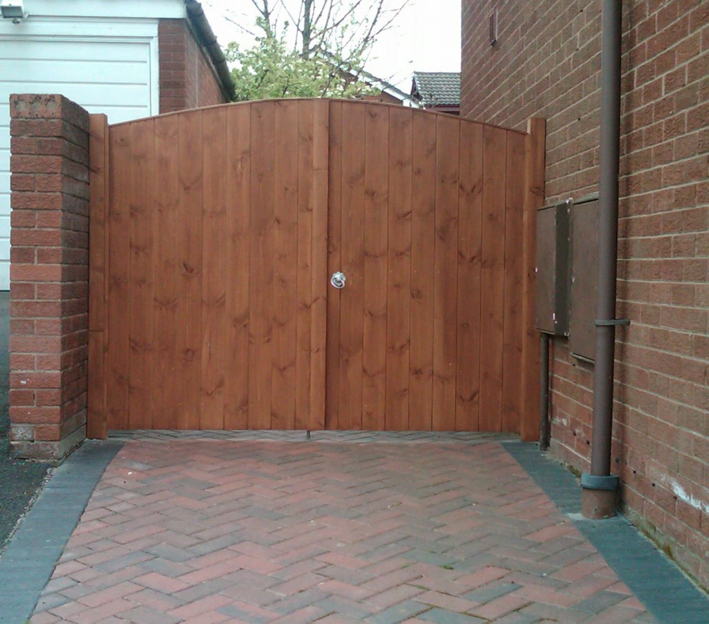 Timber Gates - Mersey Fencing Ltd